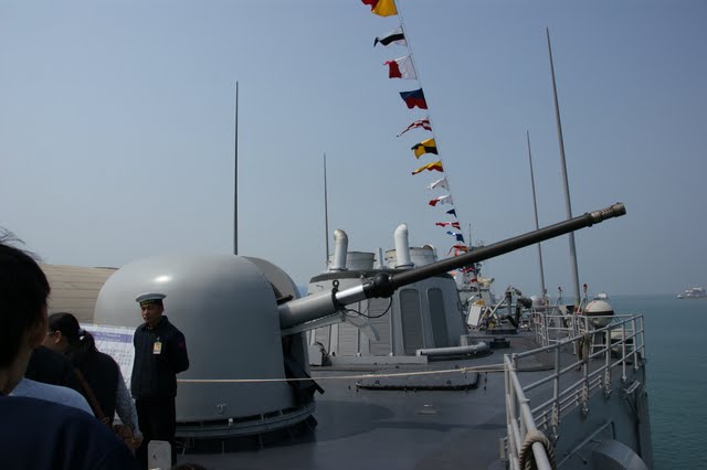 Blair's 軍事,警察及消防攝影: MK-75快砲 (76快砲)