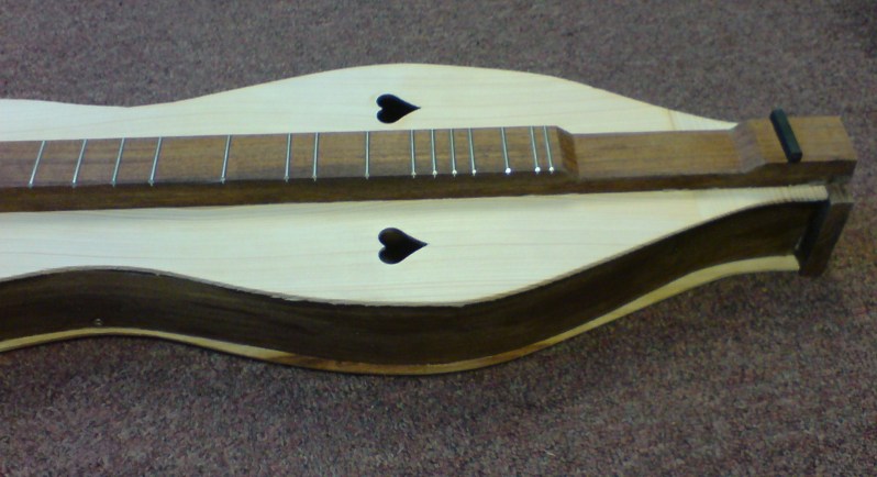 Haüfcut Instruments : Appalachian Mountain Dulcimer