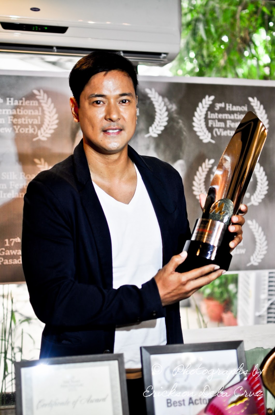 Simpleng Pinoy: Allen Dizon is very thankful to the blessings and ...