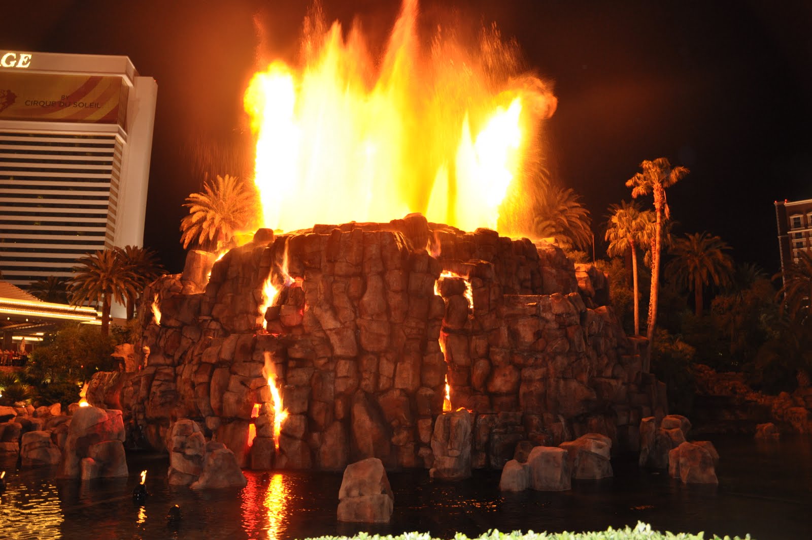 Mirage Volcano Show Las Vegas | Trip Tips Las Vegas