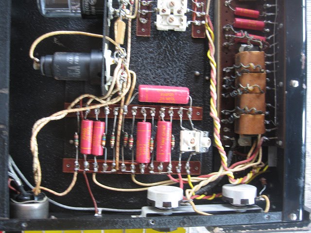 MATRIXSYNTH: Gibson Clavioline France Selmer ondioline synthesizer