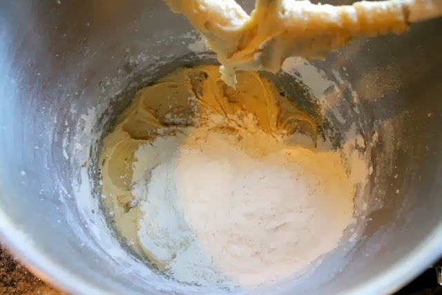 Food Lust People Love: Ginger Lemon Snaps with Ginger Glaze