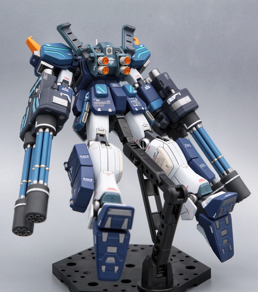 Custom Build: MG 1/100 Gundam Heavyarms Custom EW