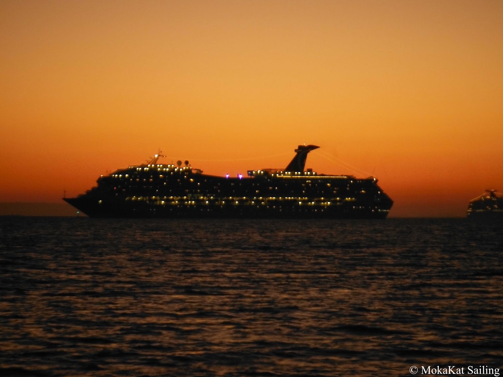 MokaKat Sailing: Water Cay, Cruise Ships, and the Belize Shipping Channel