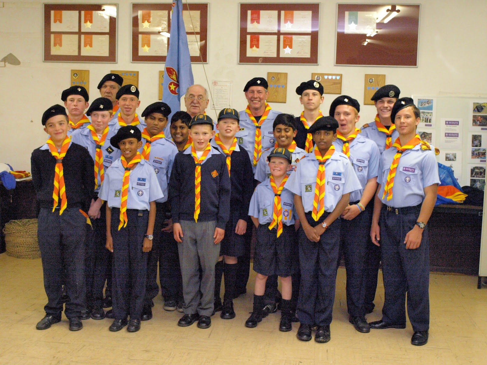 Harmelia Gardens Air Scout Group: Harmelia Gardens Group updates Scarf ...