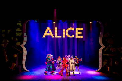 Alan in Belfast: Alice: The Musical – dropping down a rabbit hole to ...