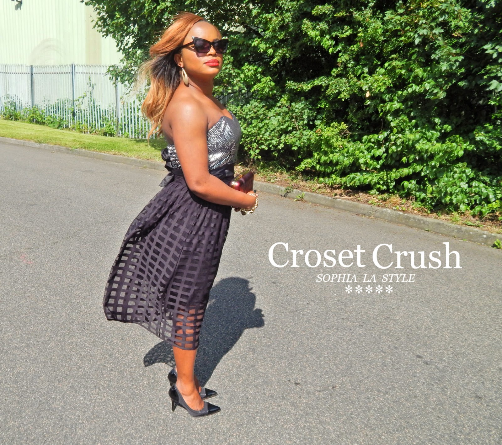 STRAPLESS CROSET | Style Galaxy