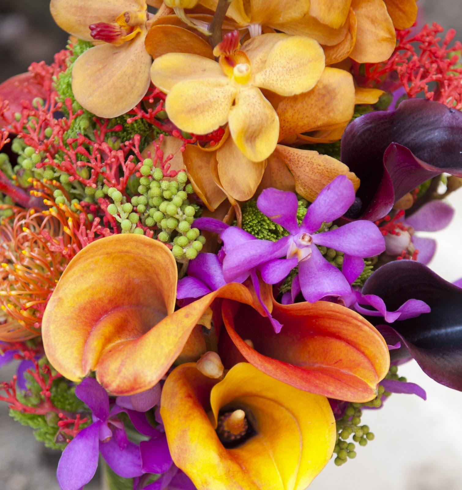 the daily petal: Distinctive Tropical Bouquet