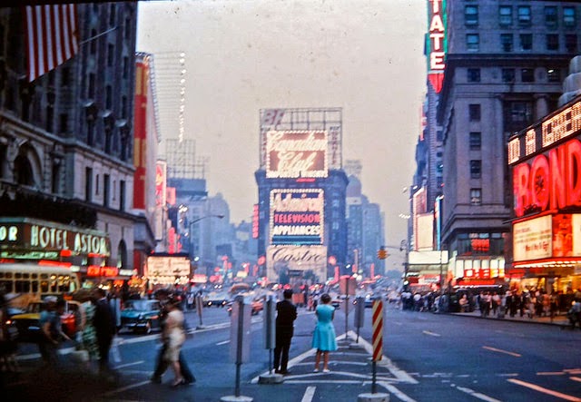 16 Colorful Photos of Times Square, New York in the 1960s ~ vintage ...