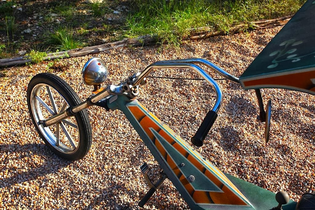 dWrenched - Kustom Kulture and Crazy Bikes: dWRENCHED