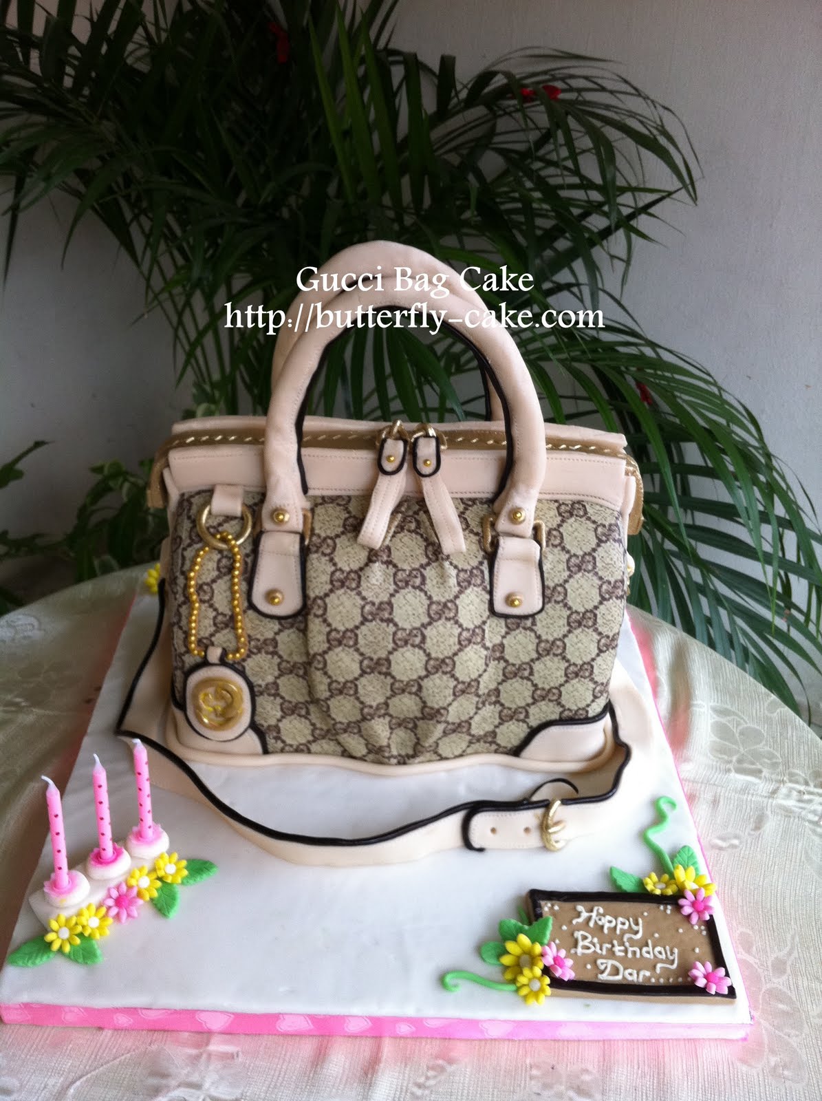 Butterfly Cake: Gucci Bag Cake
