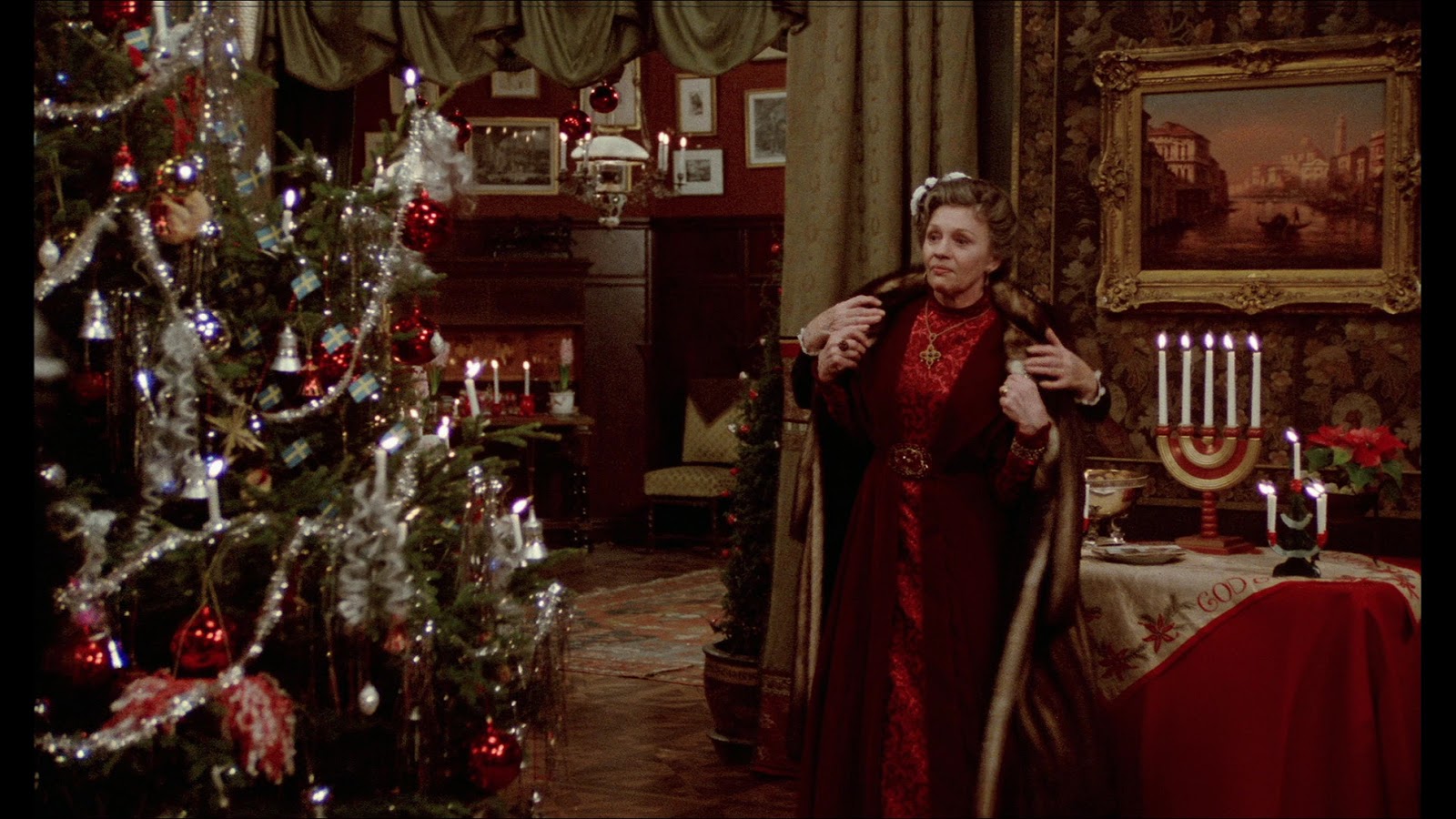 Movie Churches: Christmas Movie Churches: Fanny & Alexander