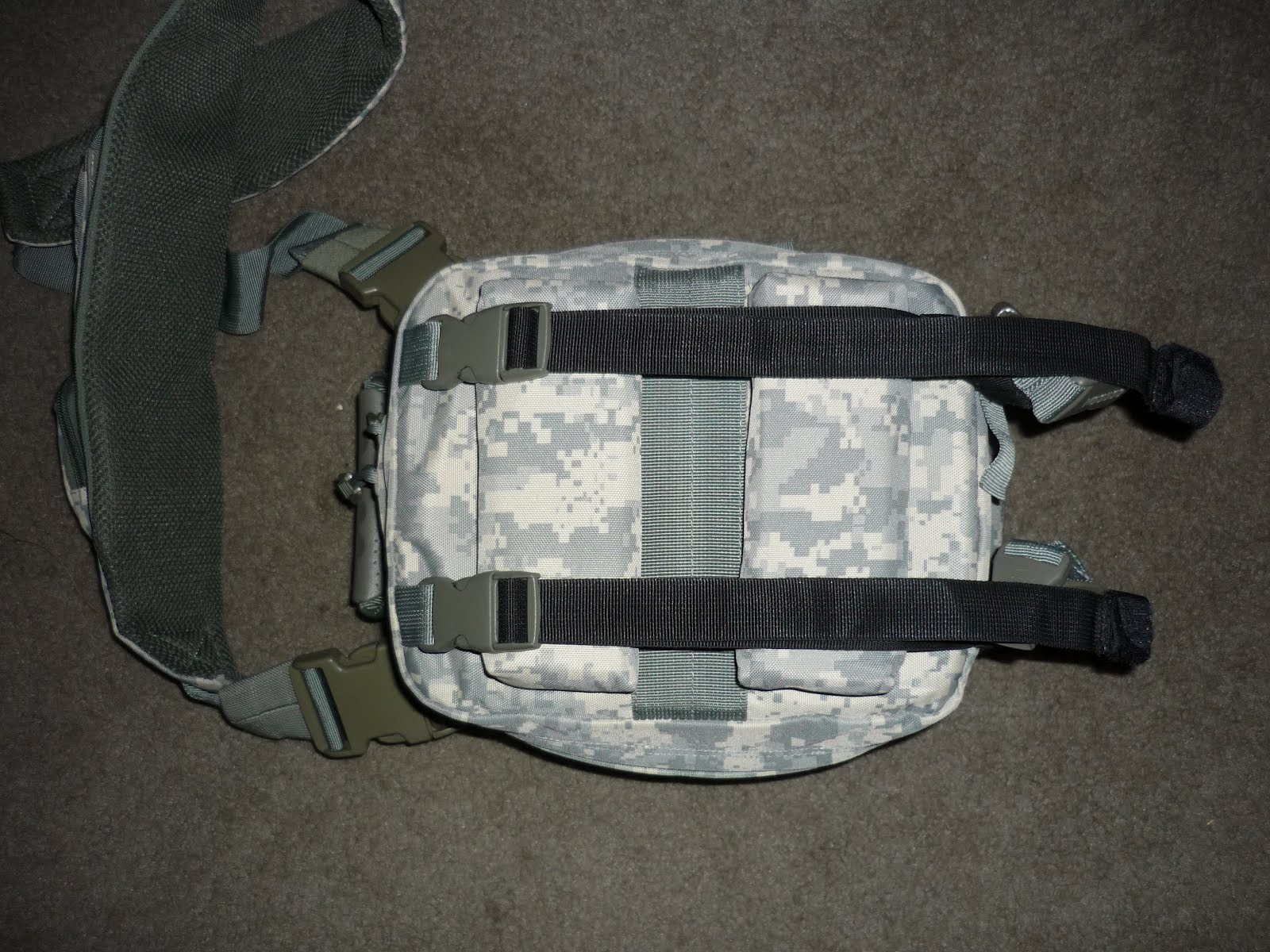 Lurking Rhythmically: Monday Gunday: the Voodoo Tactical Armadillo Bag ...