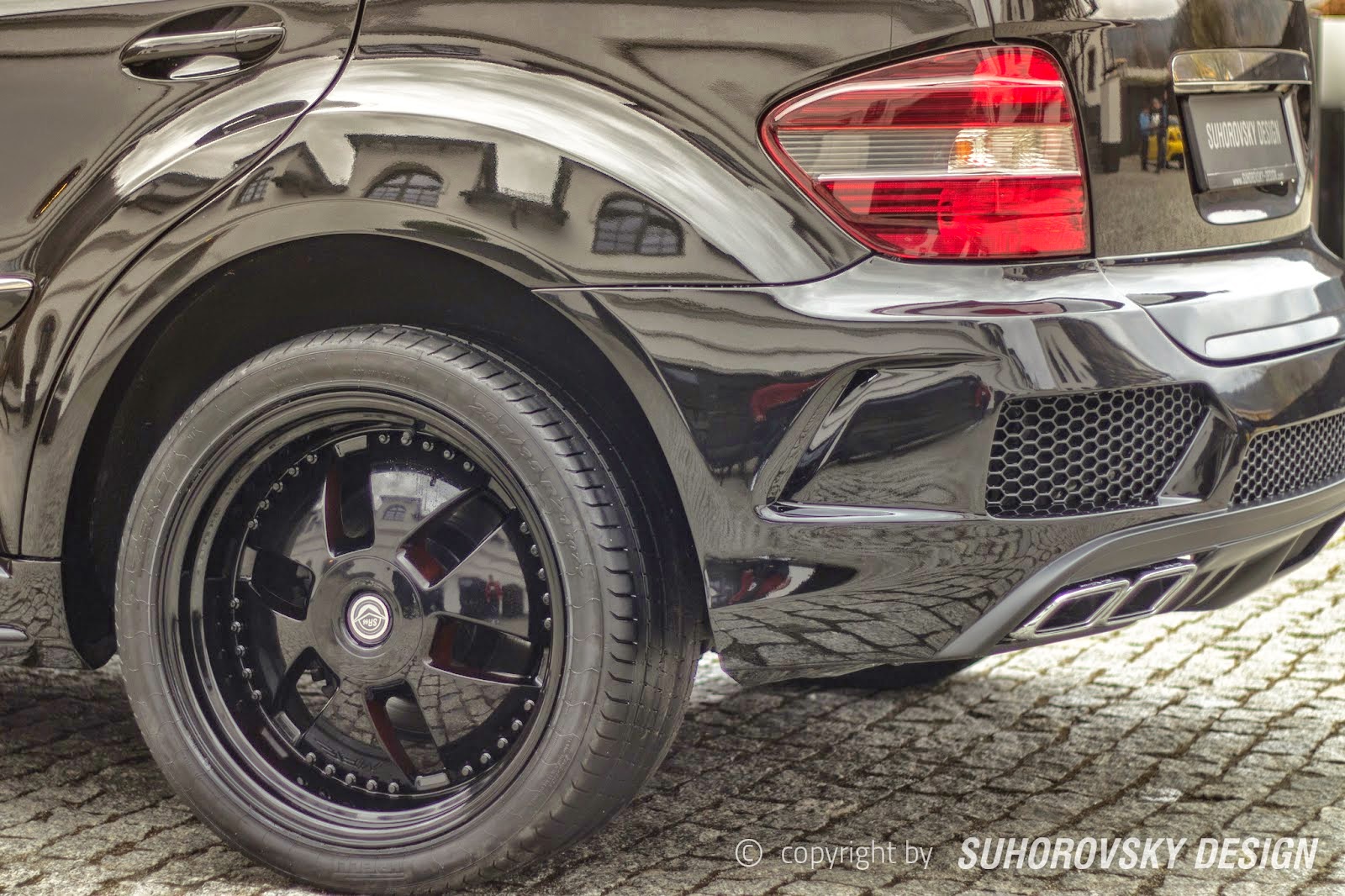 Black on Black Mercedes-Benz W164 ML-Class MAE Wheels | BENZTUNING