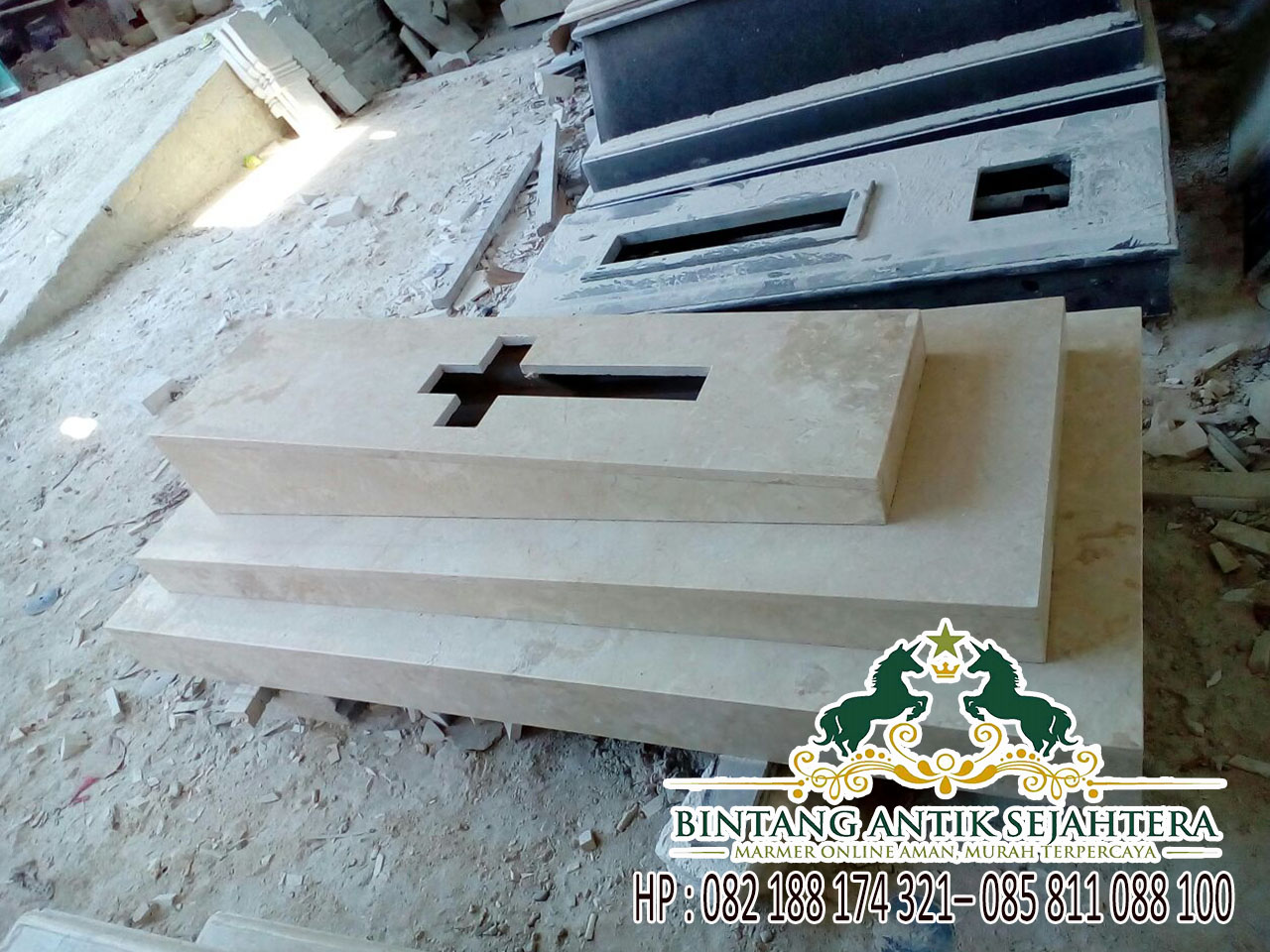 Pusat Kijingan Tulungagung: Model Kuburan Kristen Terbaru, Desain ...