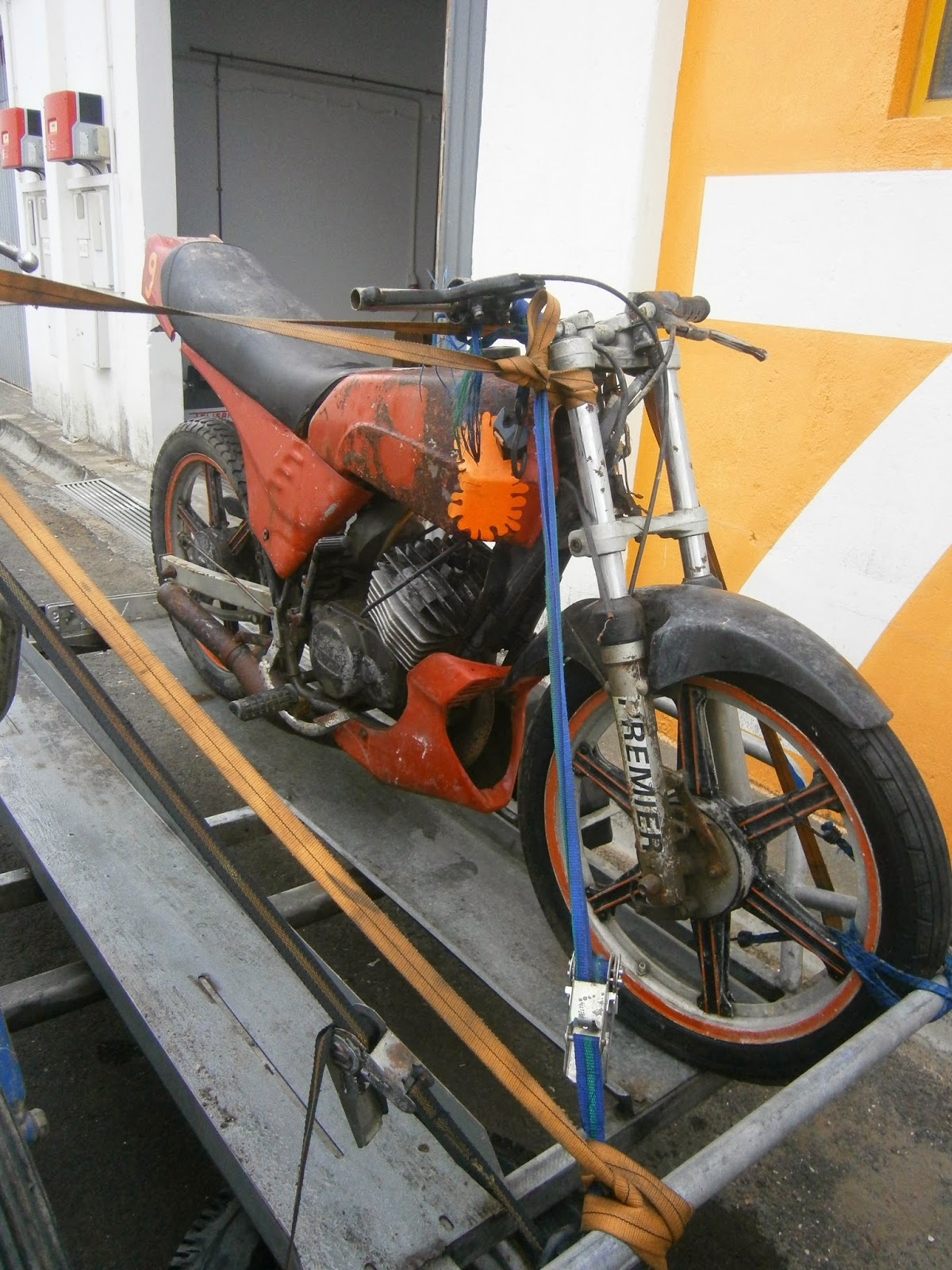 CAFE RACER NACIONAL: Macal Minarelli cafe racer