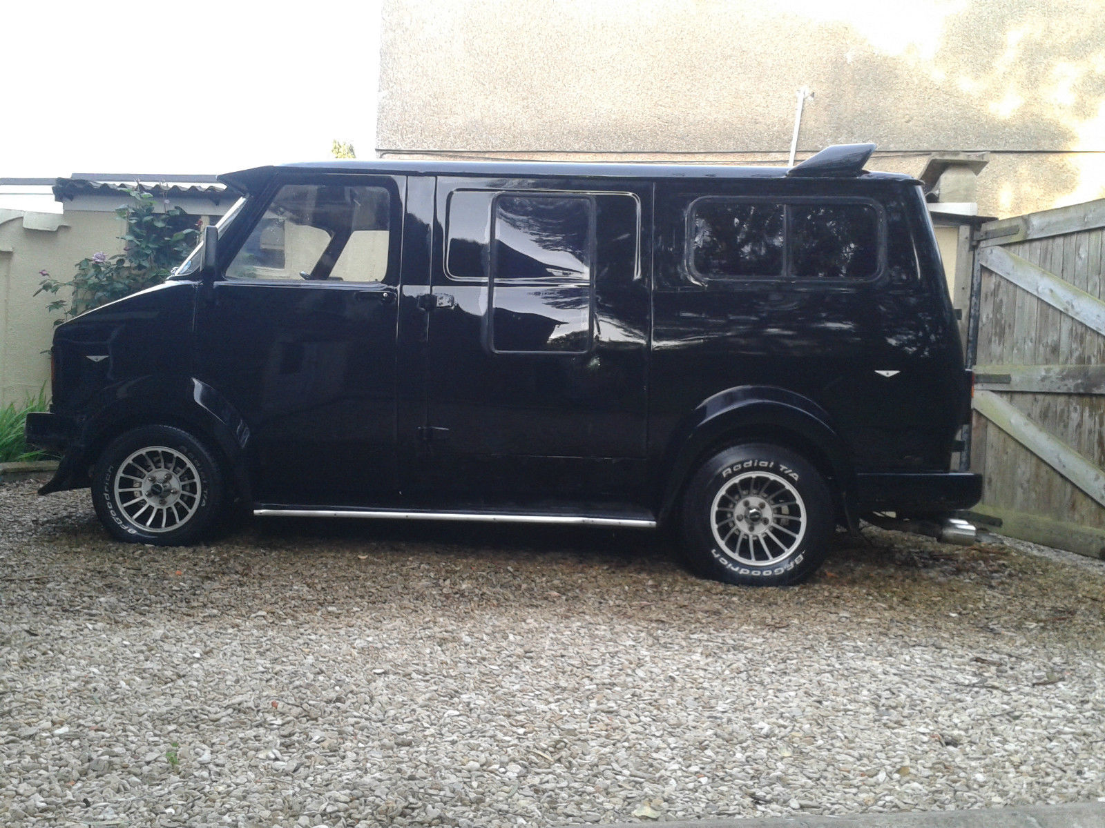 Bedford CF2 Van: ebay: Custom 1984 Bedford CF V8 - UK