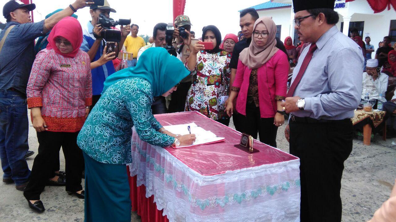 Kabupaten Labuhan Batu Pencanaan Gerakan Kampung KB Tahun 2018 - www ...
