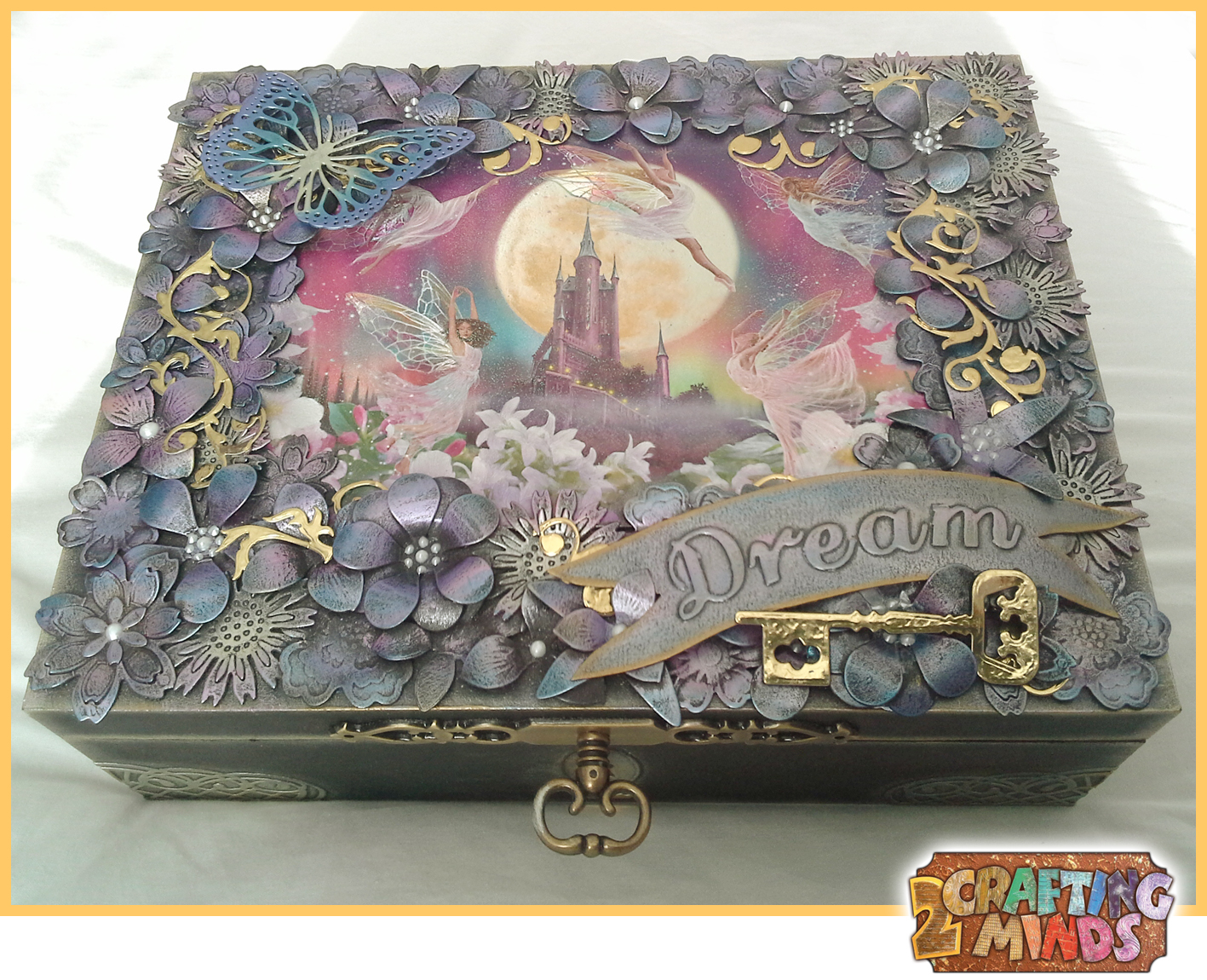 2 Crafting Minds: Fairy Memory Box