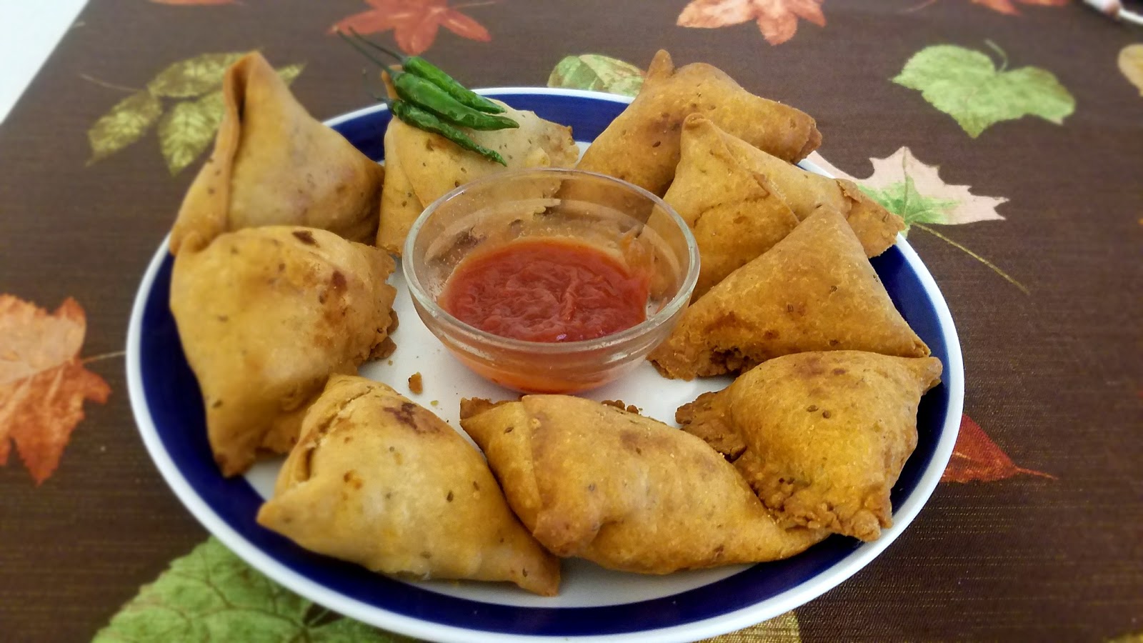 STREET FOOD { SAMOSA}