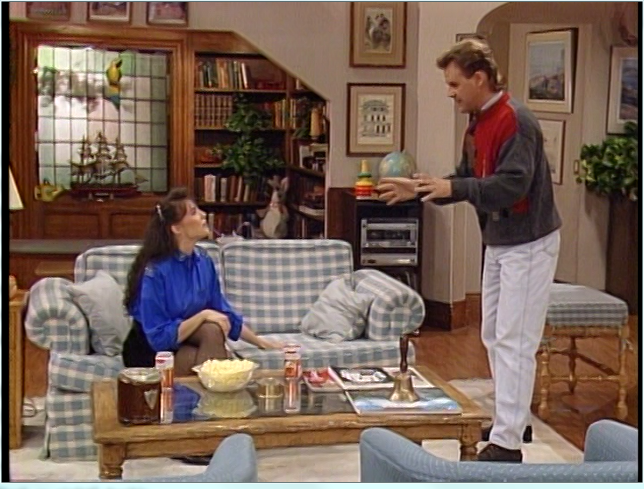 Simmer Sammie: Full House- Cast and Residence