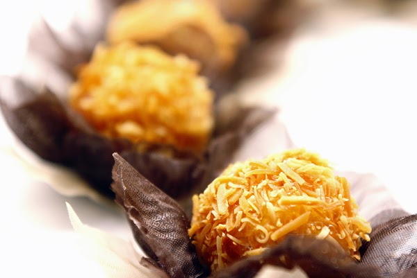 Ouriço - Docinho de Coco com Calda de Caramelo e Coco Queimado