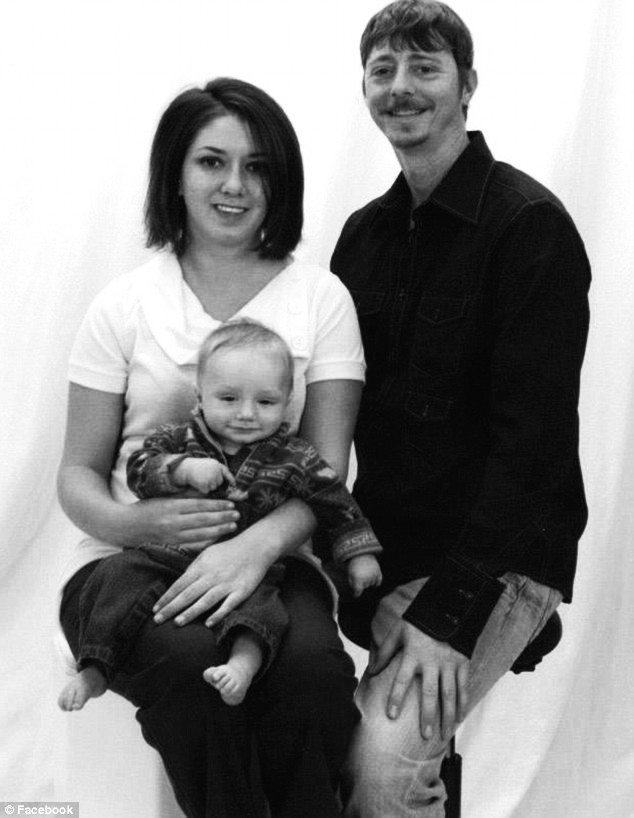 Cissas Blog: Woman posed as a CIA agent to trick her PARENTS into ...