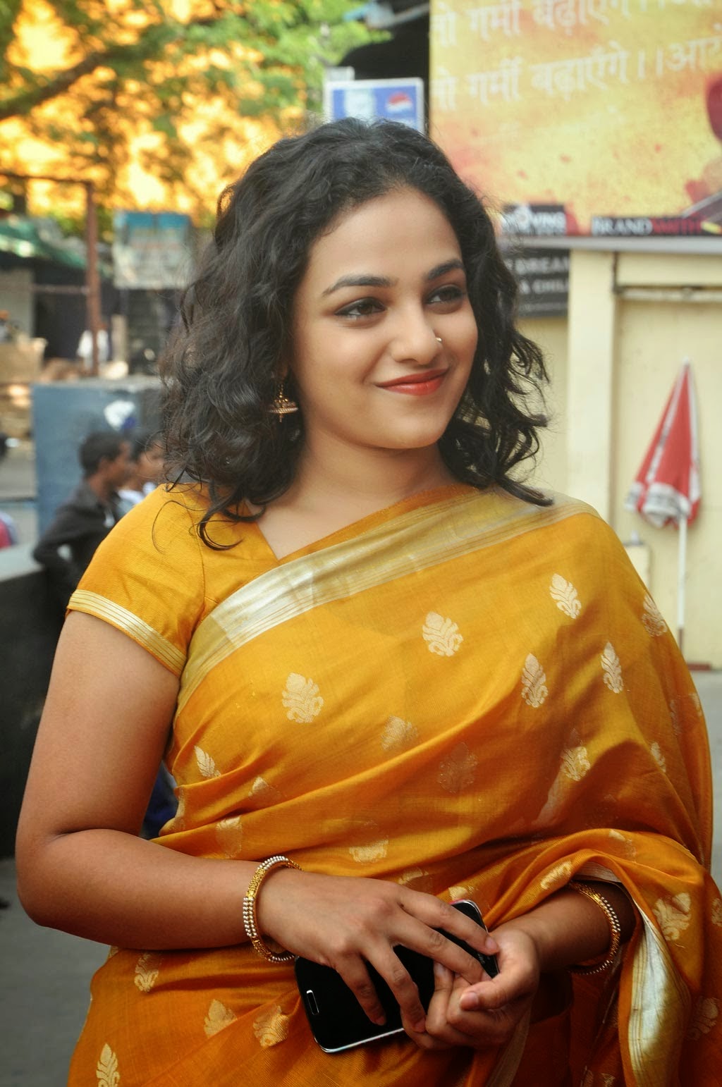 Nithya Menon Hot Images HD - IMAGES