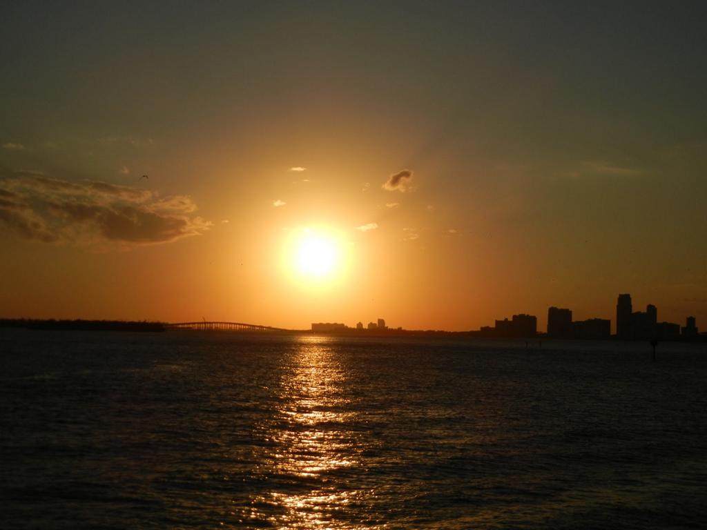 Klein Lena in Amerika: Miami - Stars, Sonne, Strand