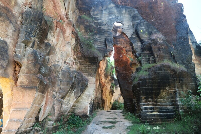 Wonderful Indonesia di Goa Pote Bukit Jaddih dan Arosbaya