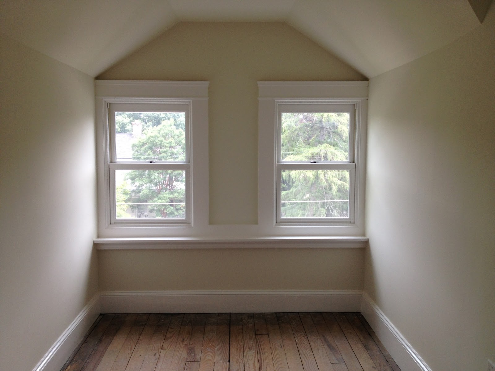 High Street Market: 3rd Floor: Trim Paint