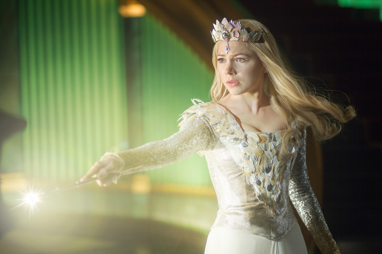 Michelle Williams Is Glinda The Good Witch In Oz The Great And Michelle Williams Is Glinda The Good Witch In Oz The Great And