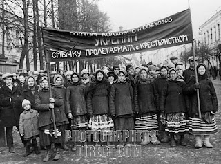 Interwar Period: Collective farms developed in Russia during Stalin’s rule.