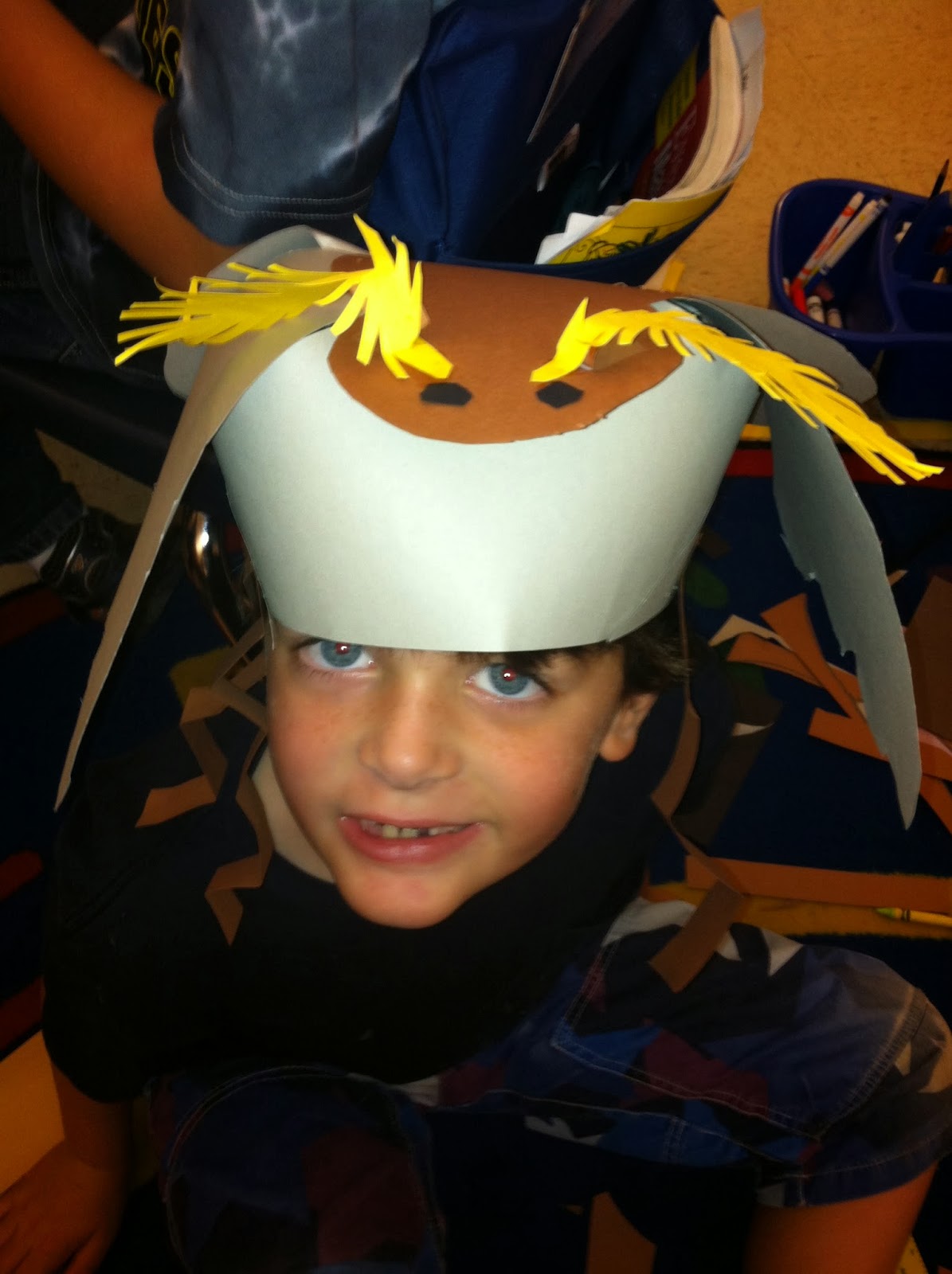 Mr. Clarey's First Grade... A New Beginning: Insect Hats: 10/4