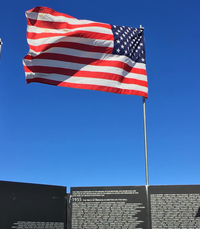 Laughlin Buzz: AVTT Vietnam Memorial Traveling Wall in Laughlin