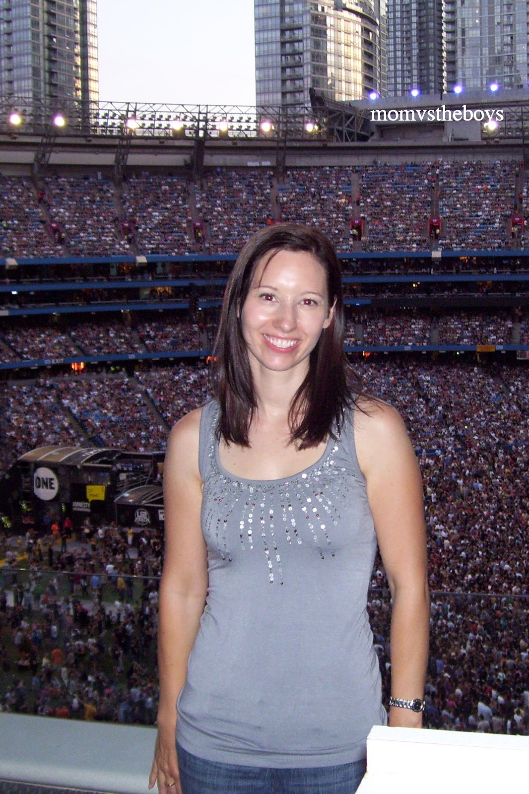 Date Night with Bono – Mom vs the Boys