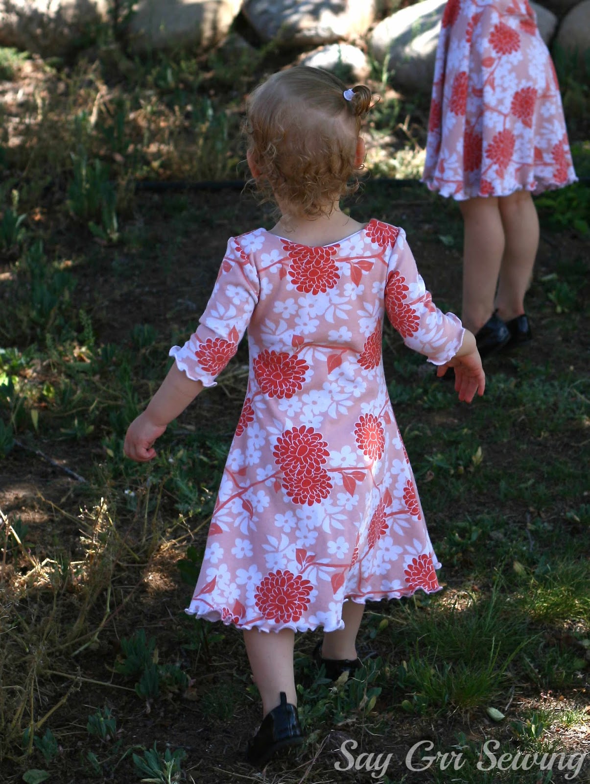 Say Grr Sewing: Three Girls, Three Days, Three Dresses