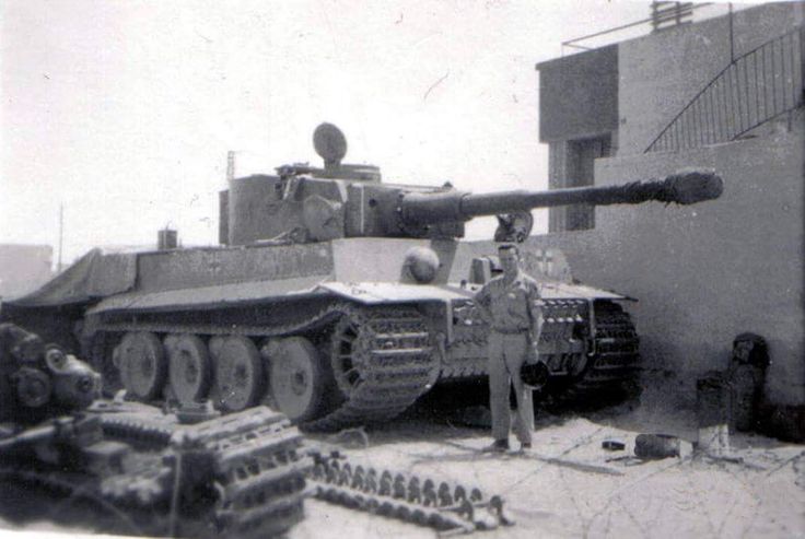 The Modelling News: Build Review: 35th scale Tiger I "131" s.Pz.Abt.504 ...