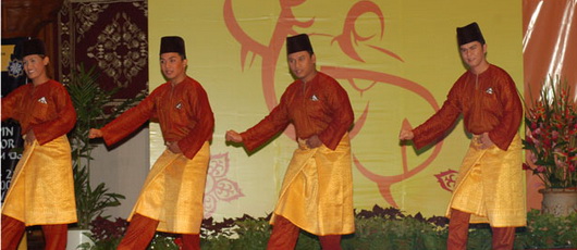Ool's: Zapin Dance