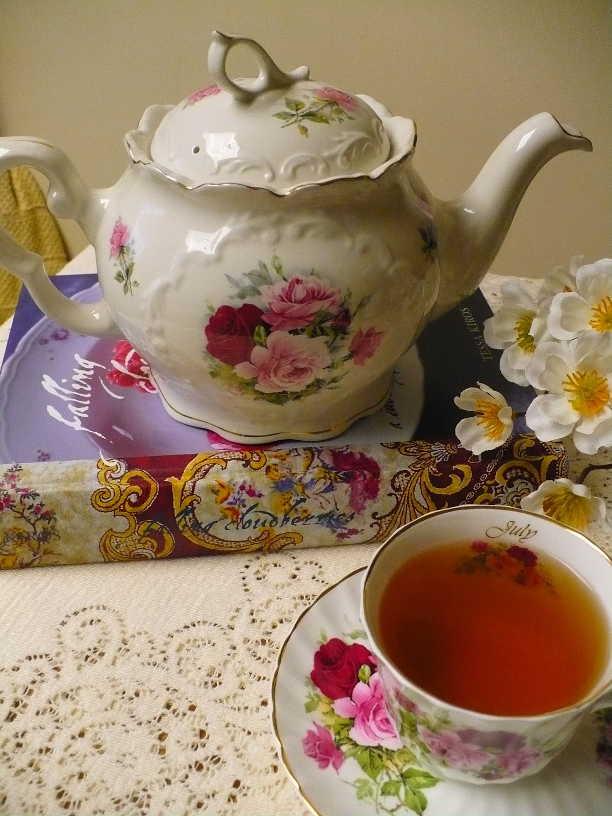 Coffee Tea Books and Me: Sunday Afternoon Tea