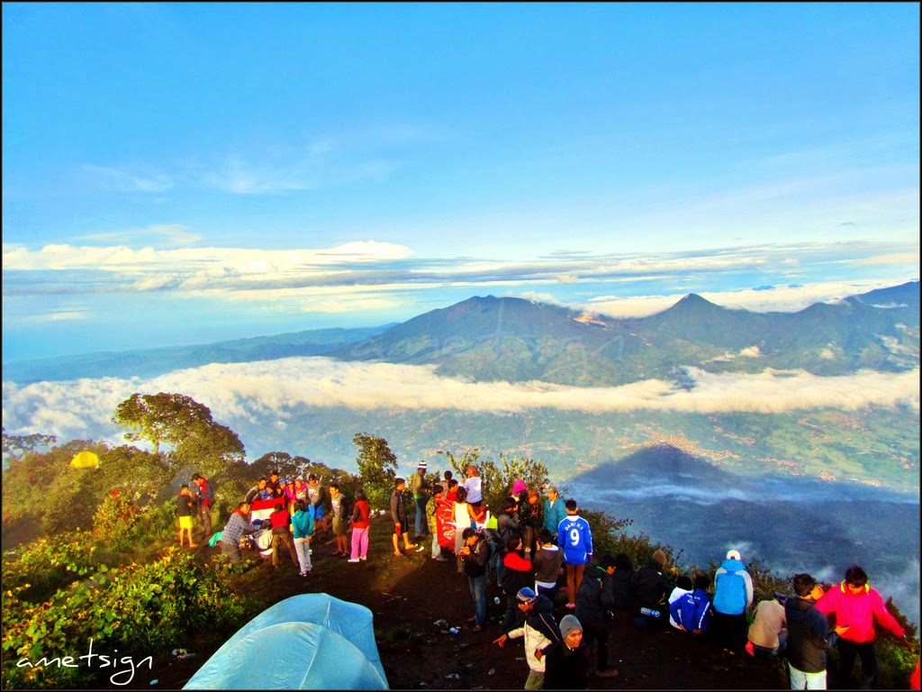 Alasan Dibalik Julukan Kota Garut Sebagai Swiss Van Java - PERMABI Garut