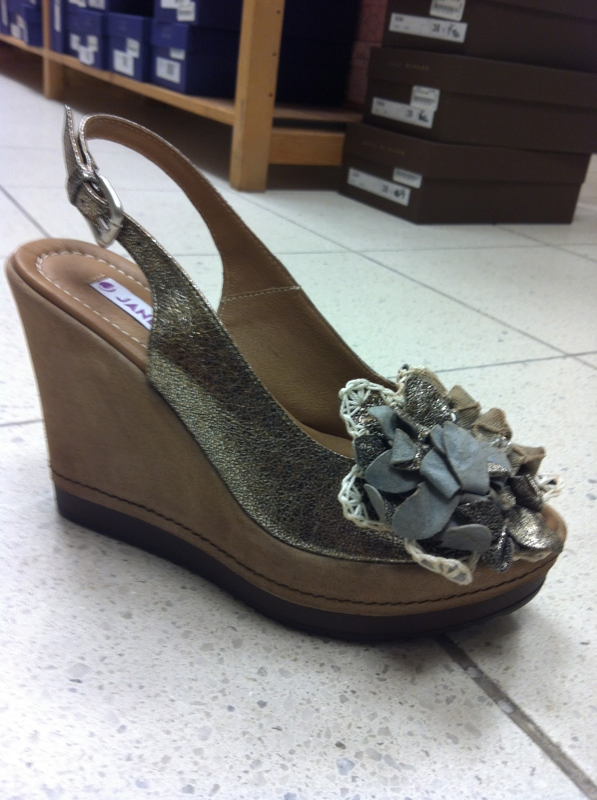 Shoe Grits: JANET & JANET Italian Shoes