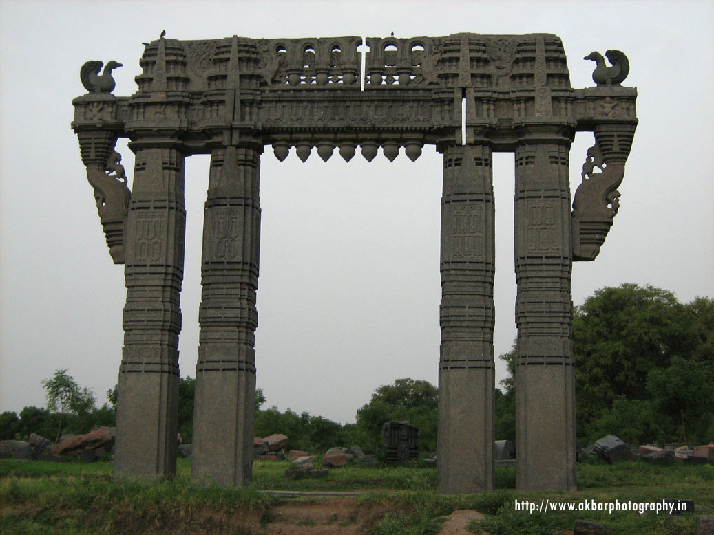 Tourist attractions in Warangal and surroundings - Warangal Fort and ...