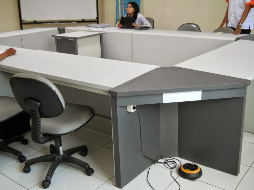 DESAIN MEJA RAPAT MODULAR KANTOR - SEMARANG | Meja Kantor Semarang