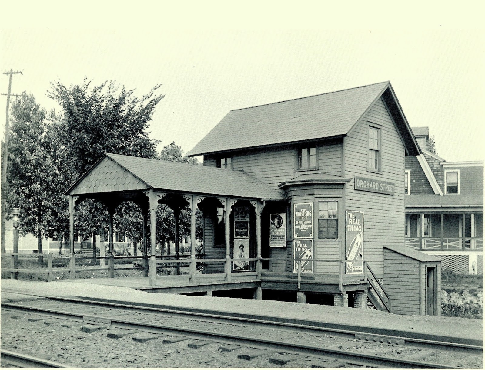 Lock 15 East: Orchard Street Station