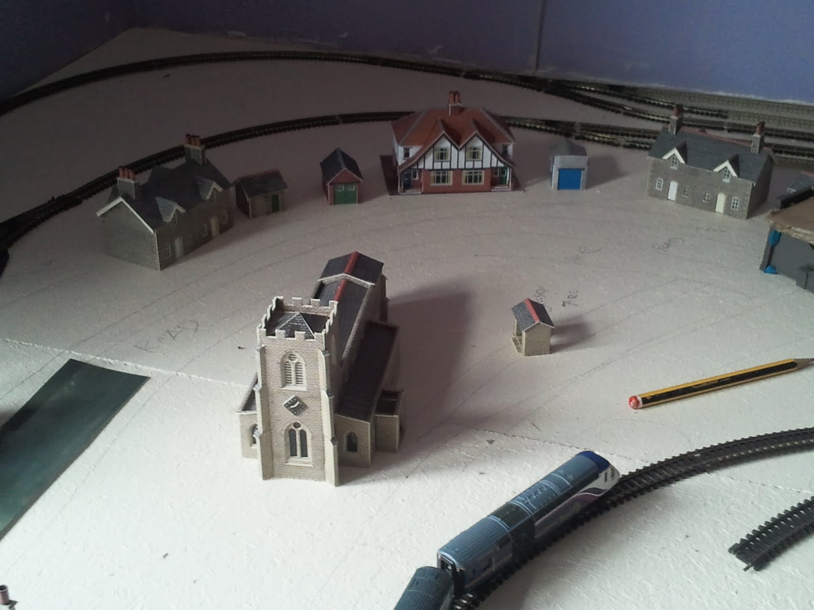 Andy and Bob's N Guage layout: mock village layout ideas