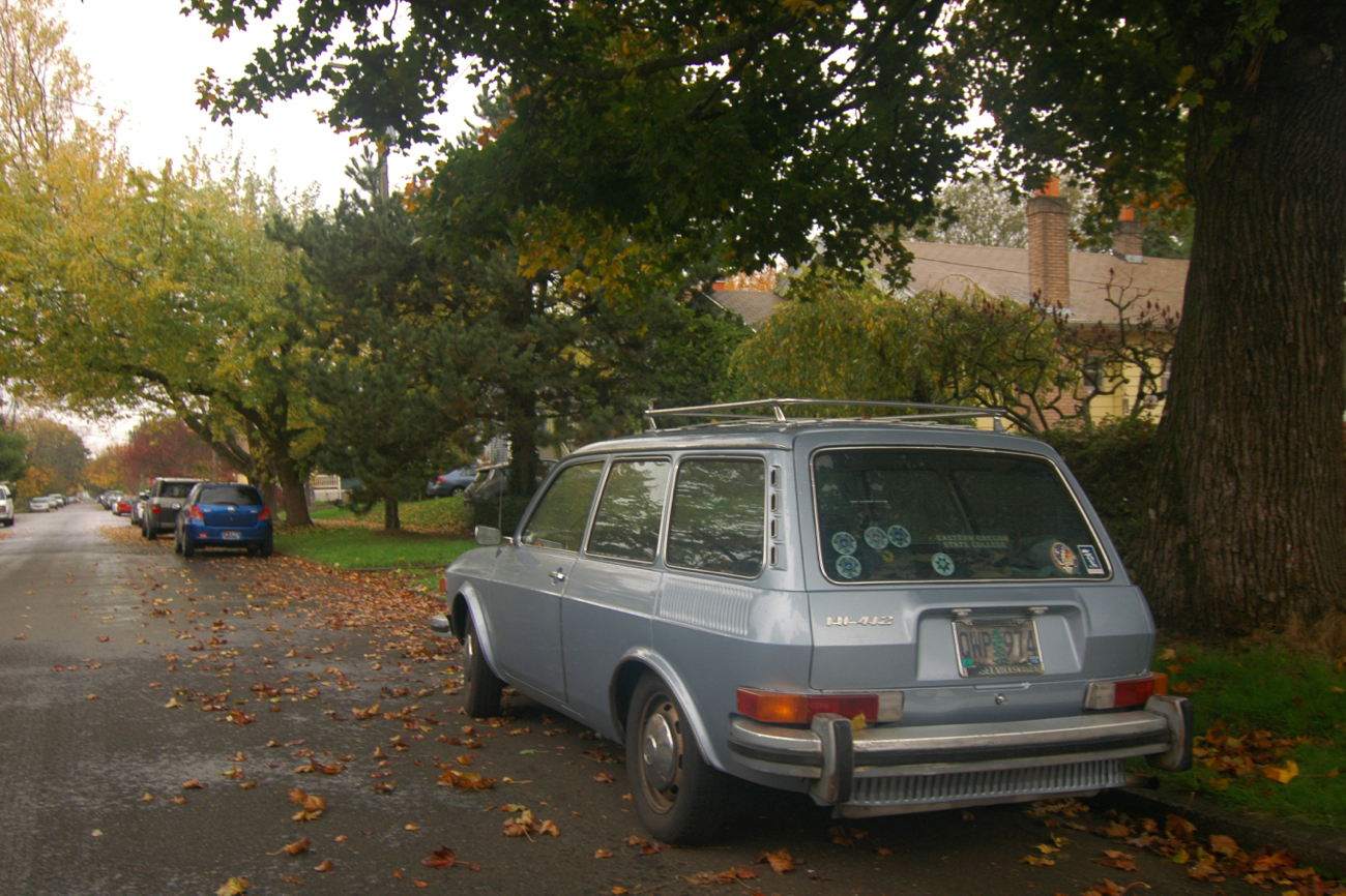 OLD PARKED CARS.: 1974 Volkswagen 412.