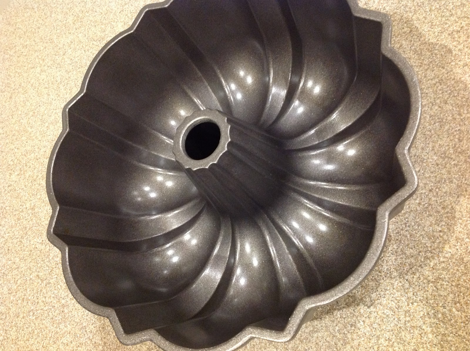 Culinary Types: Ode to a Bundt Pan