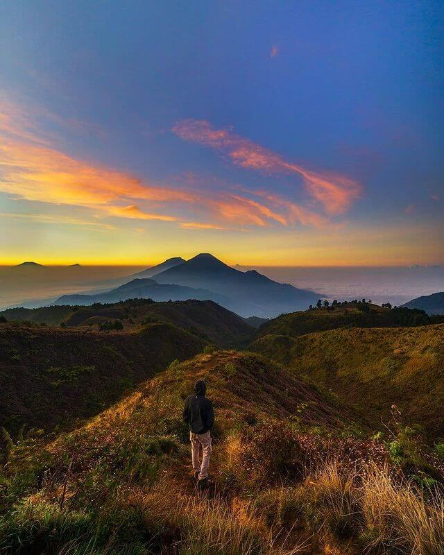 Selain Sunrise, 6 Spot Foto Di Gunung Prau Ini Gak Kalah Indah Loh