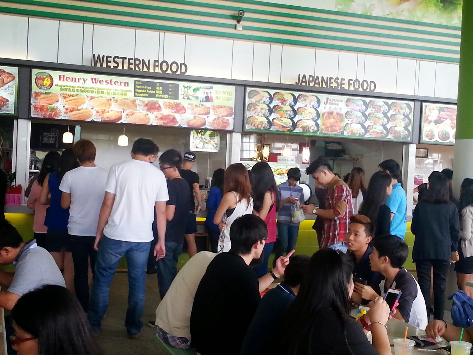 Long Queues in RP Canteen